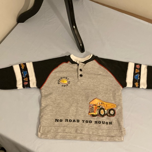 KHQ Sportswear | Shirts & Tops | Vintage Construction Vehicle Long ...